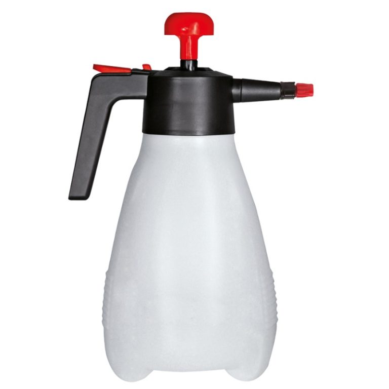 Construction & Industrial Sprayers by SOLO Inc.