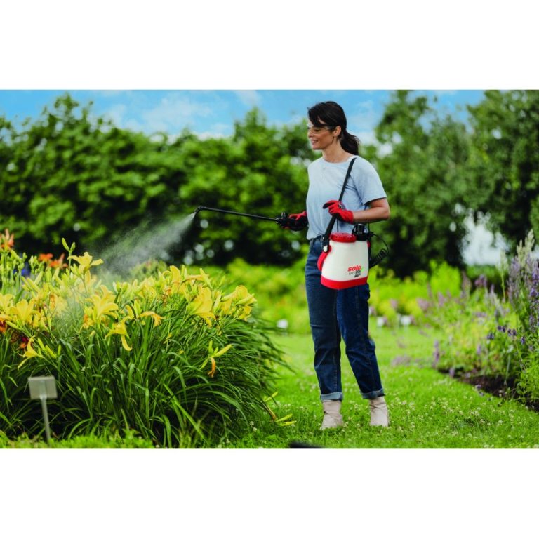Solo EAZY 206 Battery-Powered Handheld Sprayer, 1.6 Gallon